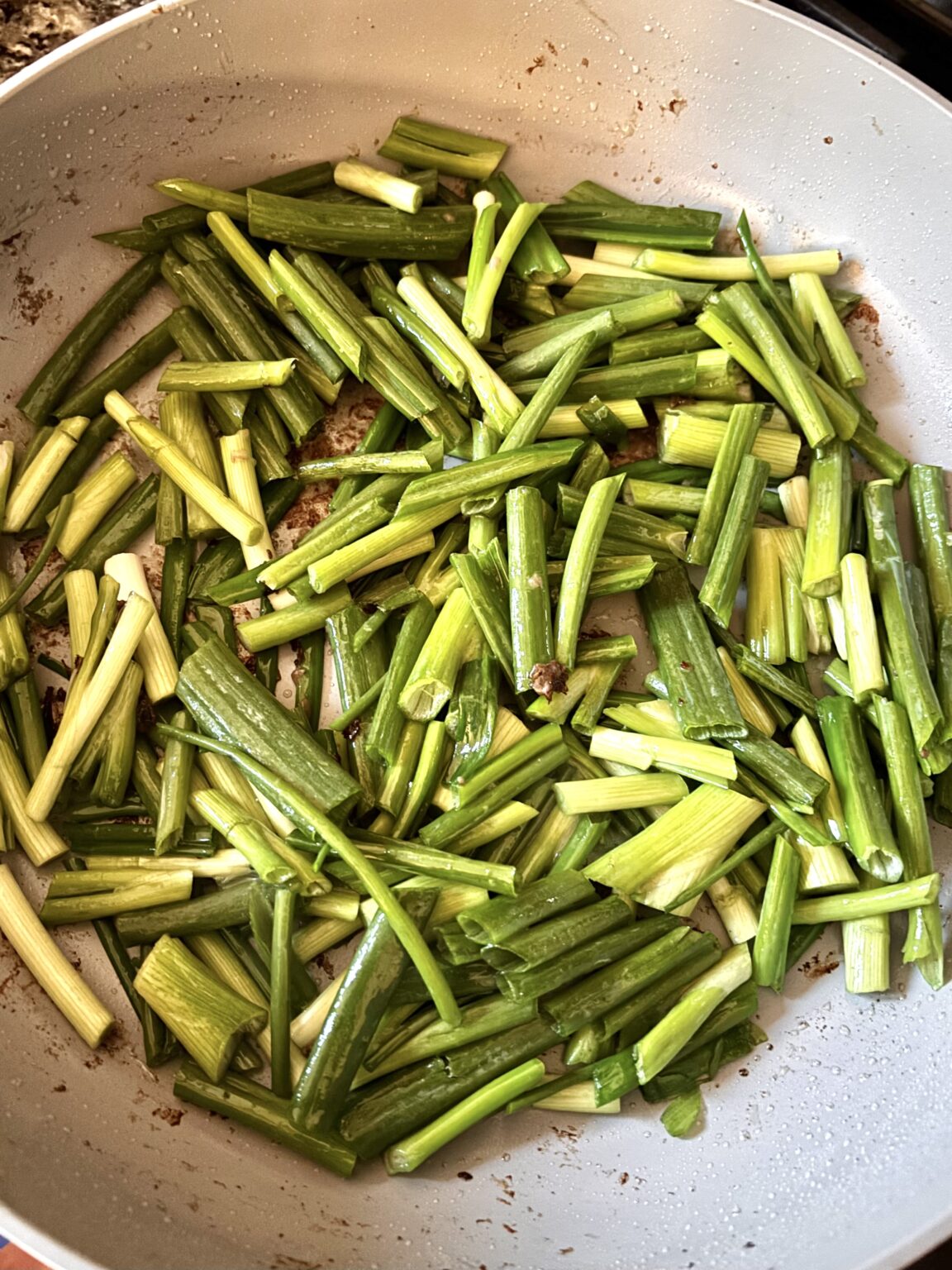 One Pan Beef and Scallions - thehomechefmomma.com