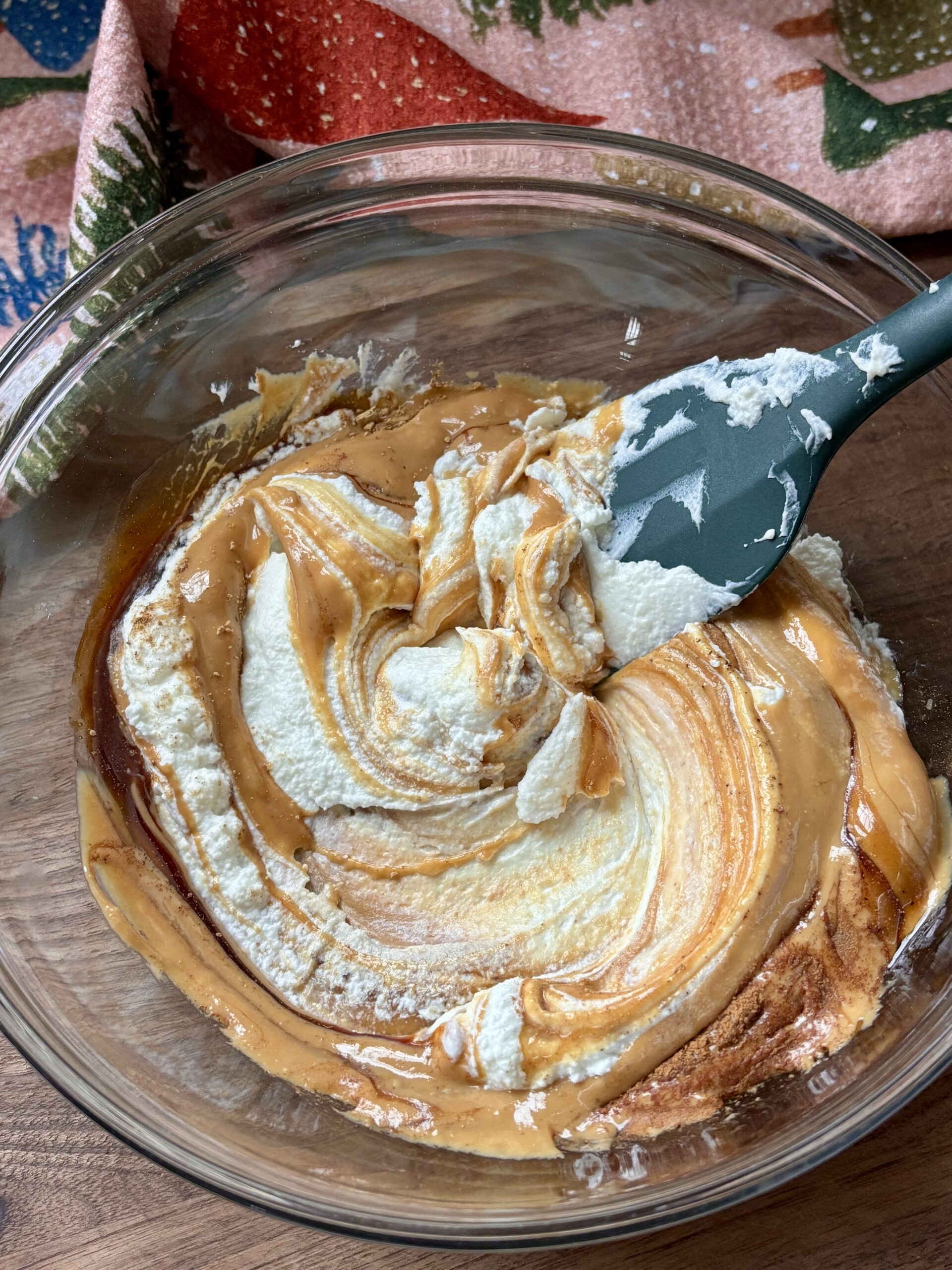 Gingerbread Moose Paws - thehomechefmomma.com