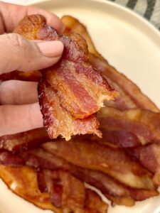 How to Make Perfect Bacon (Every Time) - thehomechefmomma.com